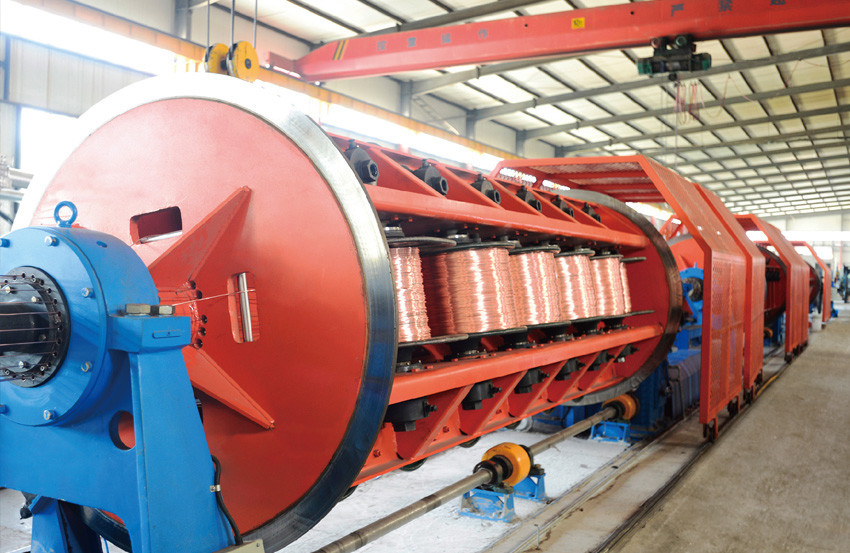 프레임 딱딱한 스트랜더 기계 스트랜딩 피치 50-500mm 및 자동 긴장 제어